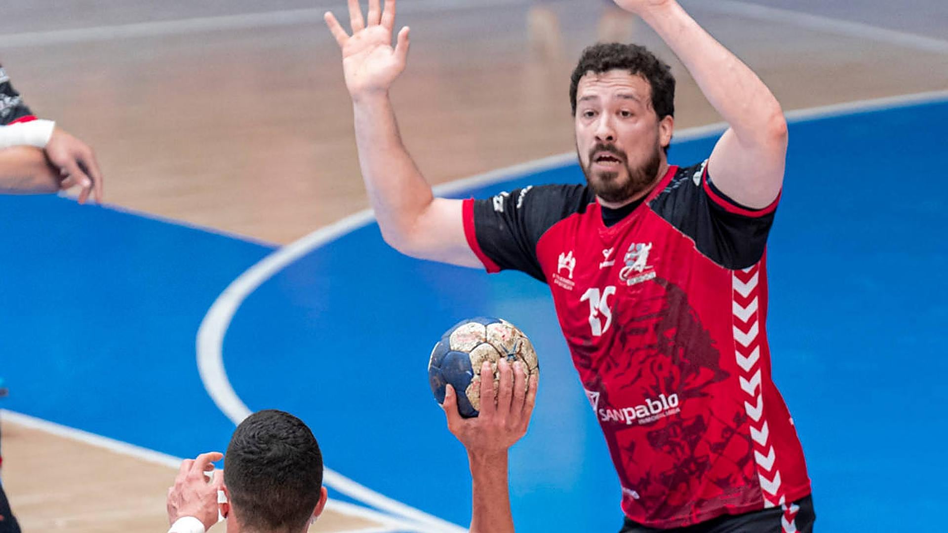 Andrés Alonso dice adiós al UBU San Pablo Burgos y al balonmano ...
