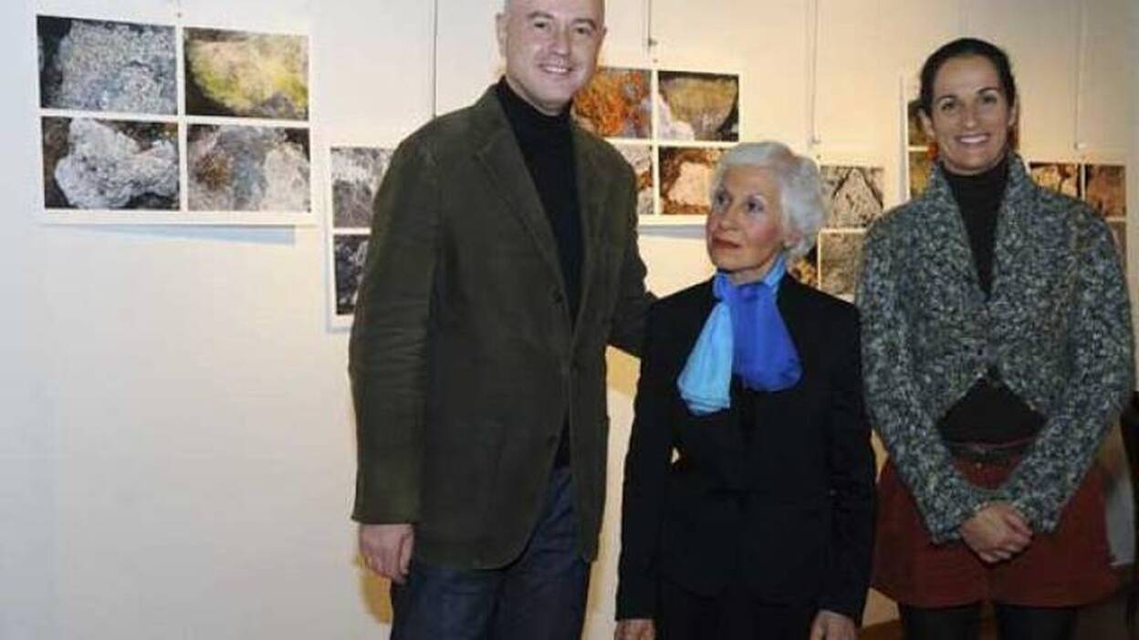 María Padrón dedica su obra a los encantos de El Hierro | Canarias7