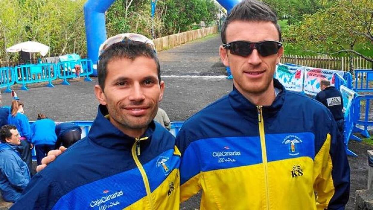 Los atletas Efrén Segundo y Eoin Flynn, con billete para Granollers ...