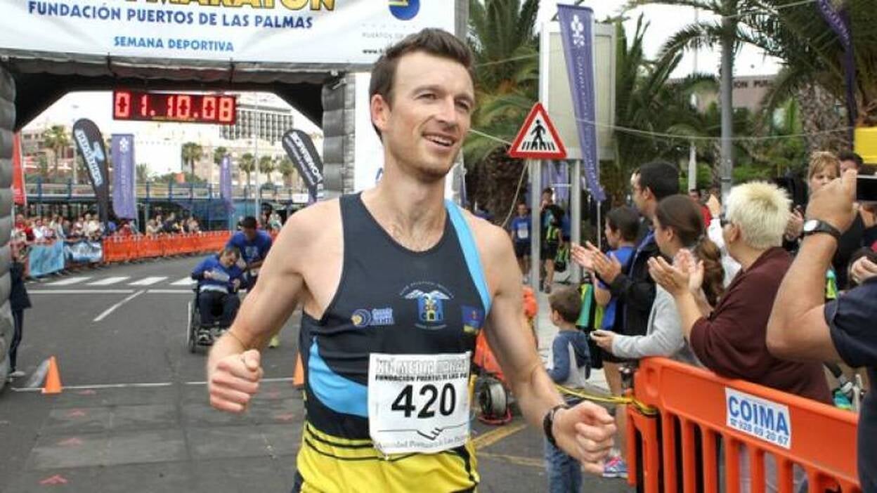 Eoin Flynn marca el paso | Canarias7