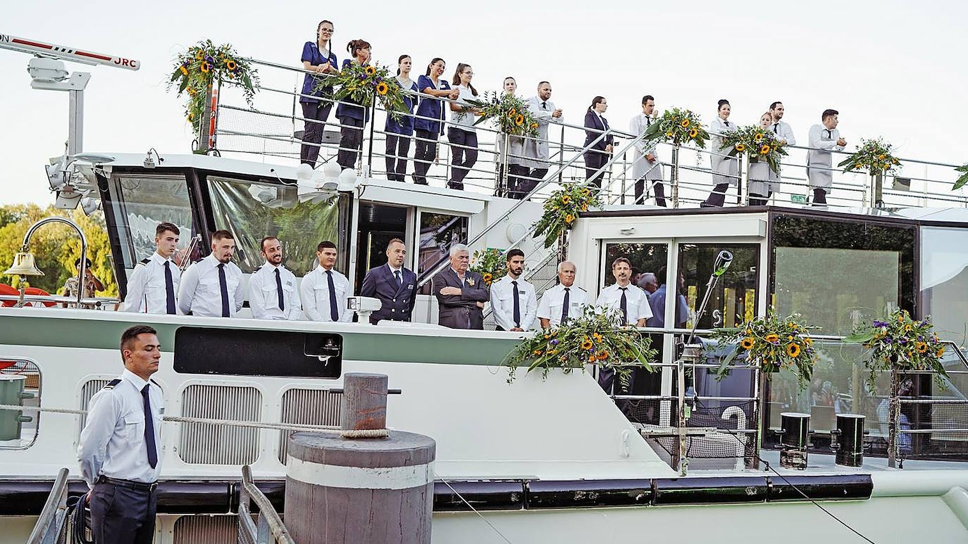 Riverside Luxury Cruise bautiza su Riverside Ravel | Canarias7