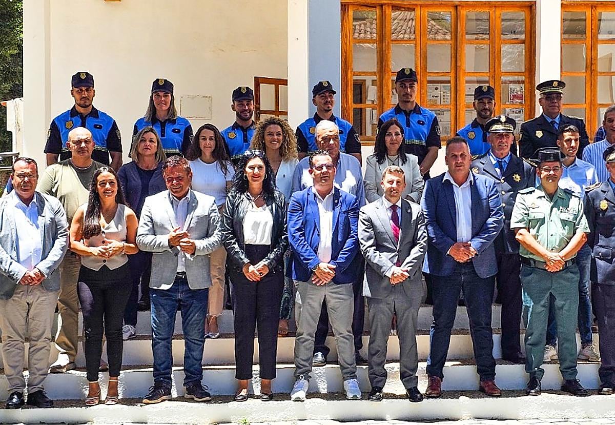 Seis nuevos agentes se incorporan a la Policía Local de Pájara | Canarias7