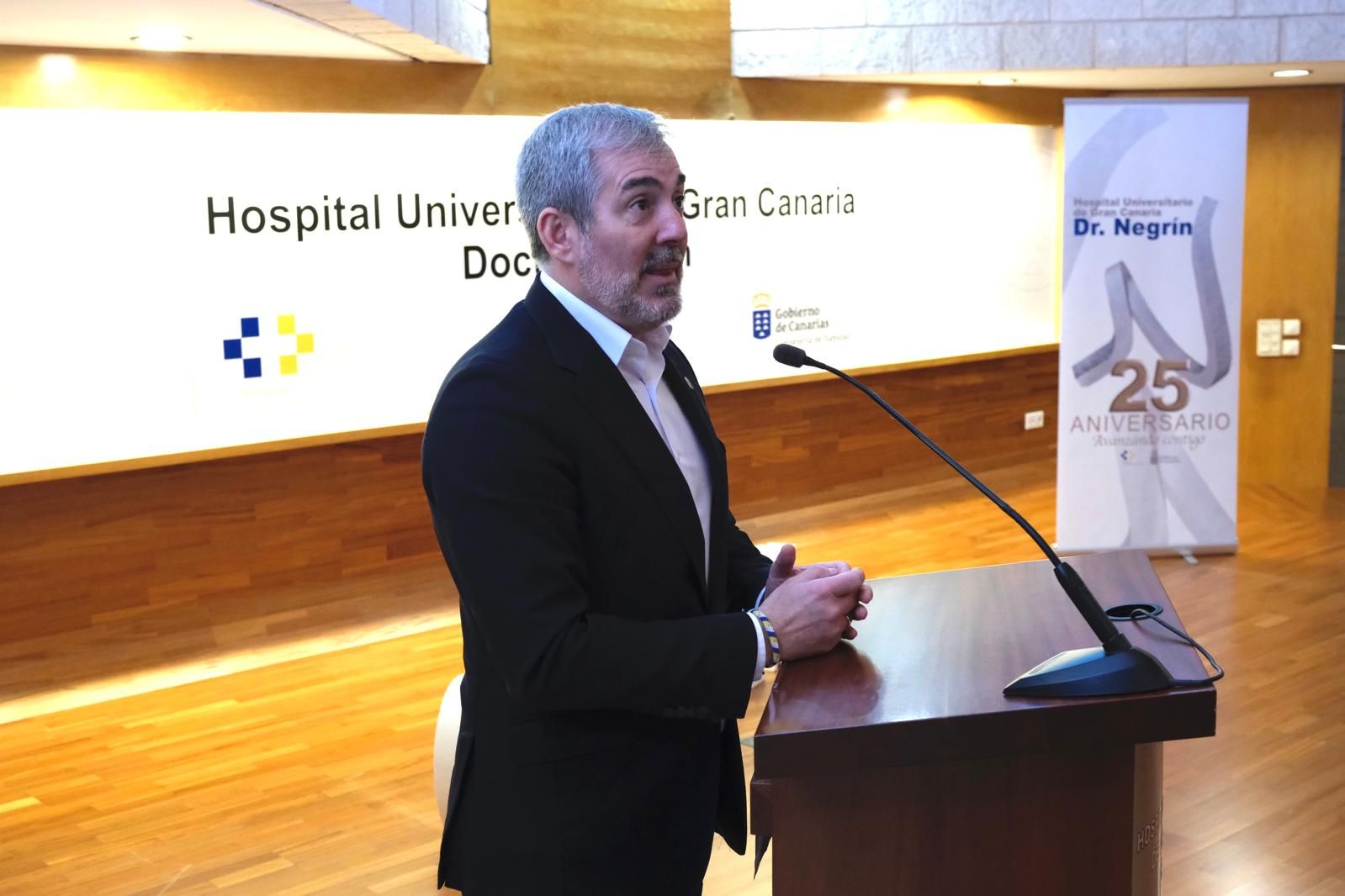 Las imágenes del 25 aniversario del Hospital Doctor Negrín | Canarias7