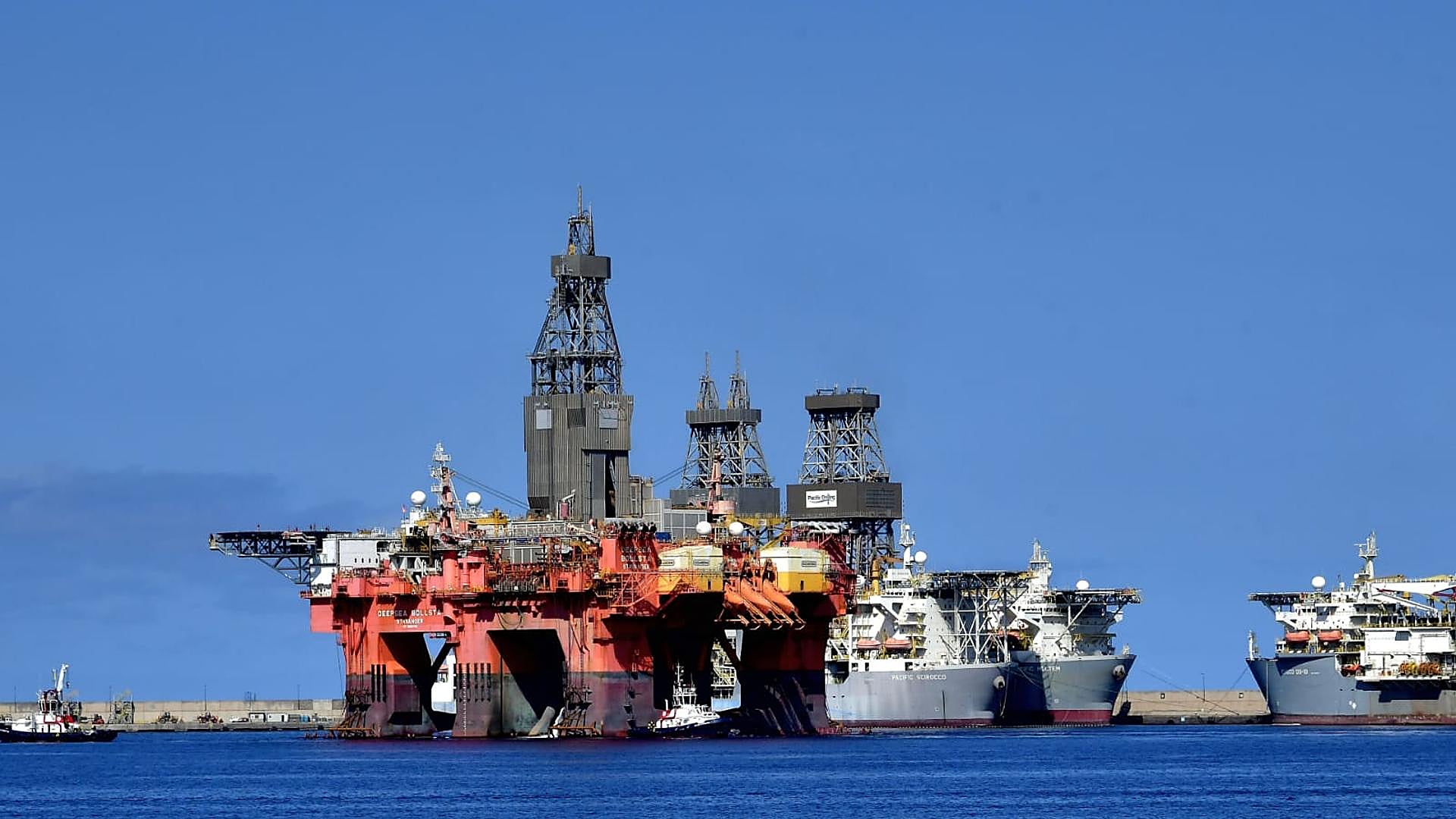 Una de las plataformas más avanzadas del mundo recala en La Luz | Canarias7