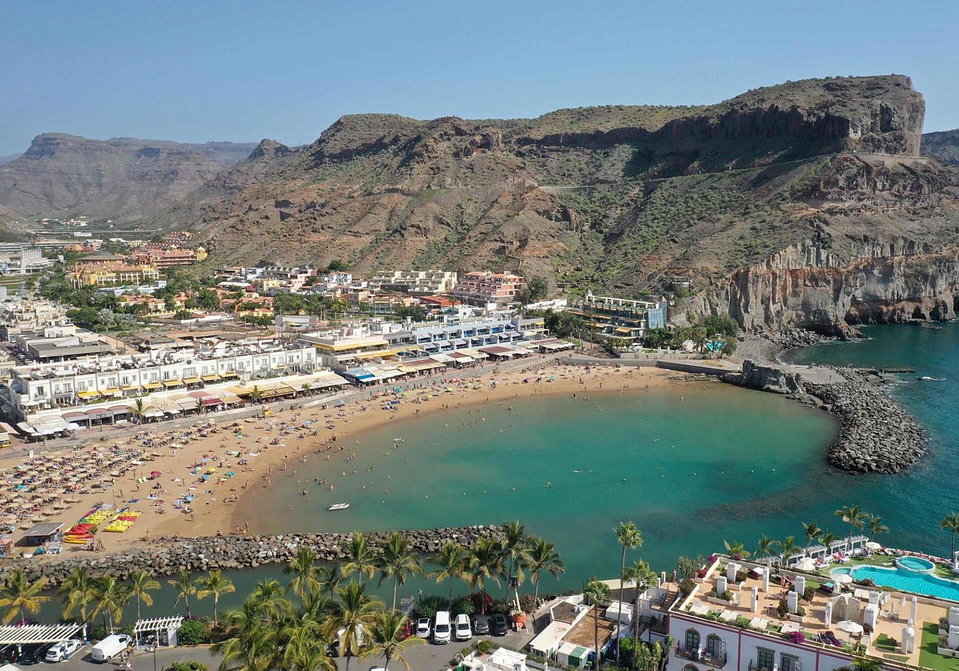 Mogán abre las playas de El Perchel, Patalavaca, Puerto de Mogán ...