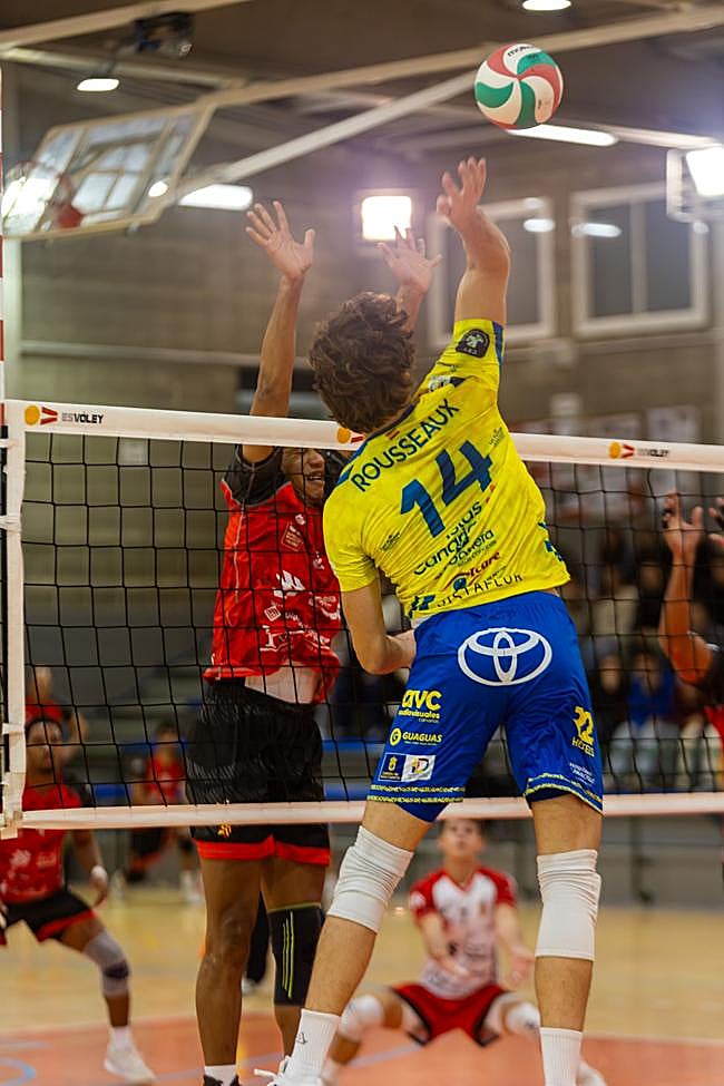 El Guaguas vuelve a la senda del triunfo en Tarragona (0-3) | Canarias7