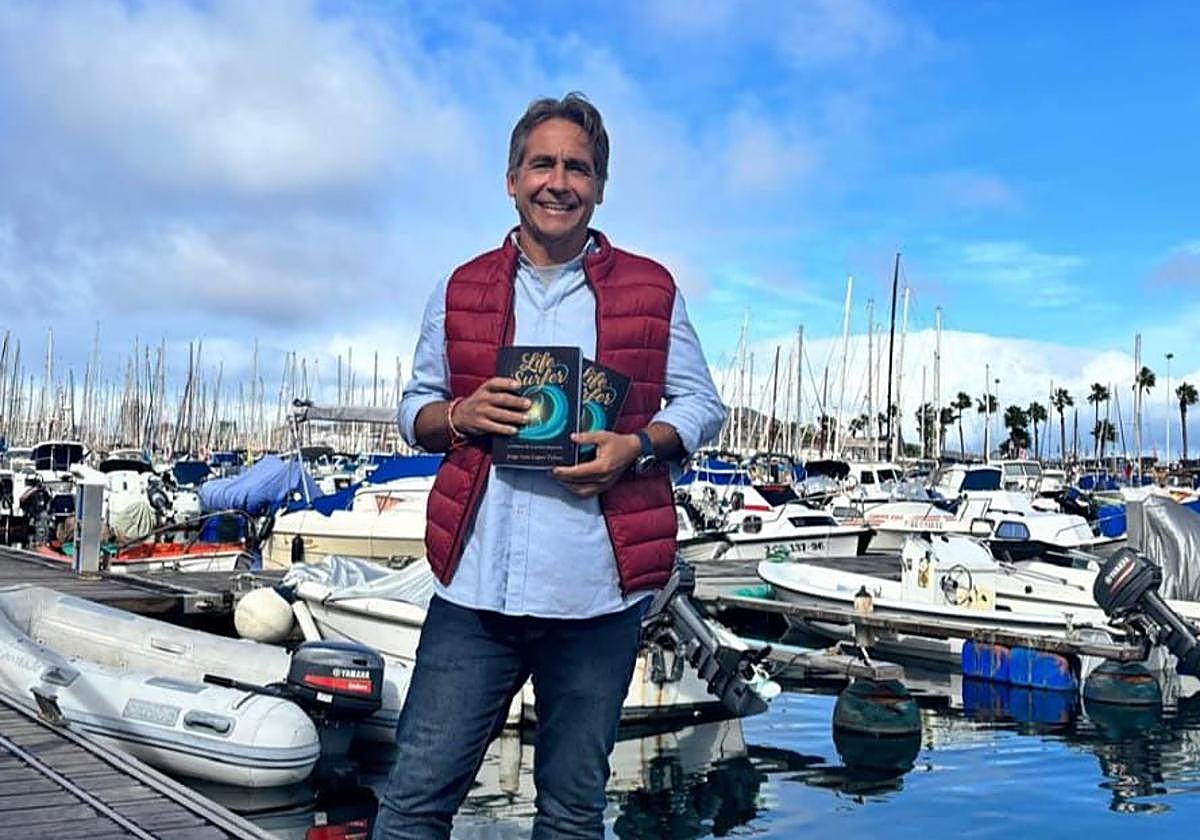 Jorge López Veloso presenta la novela 'Life Surfer' | Canarias7