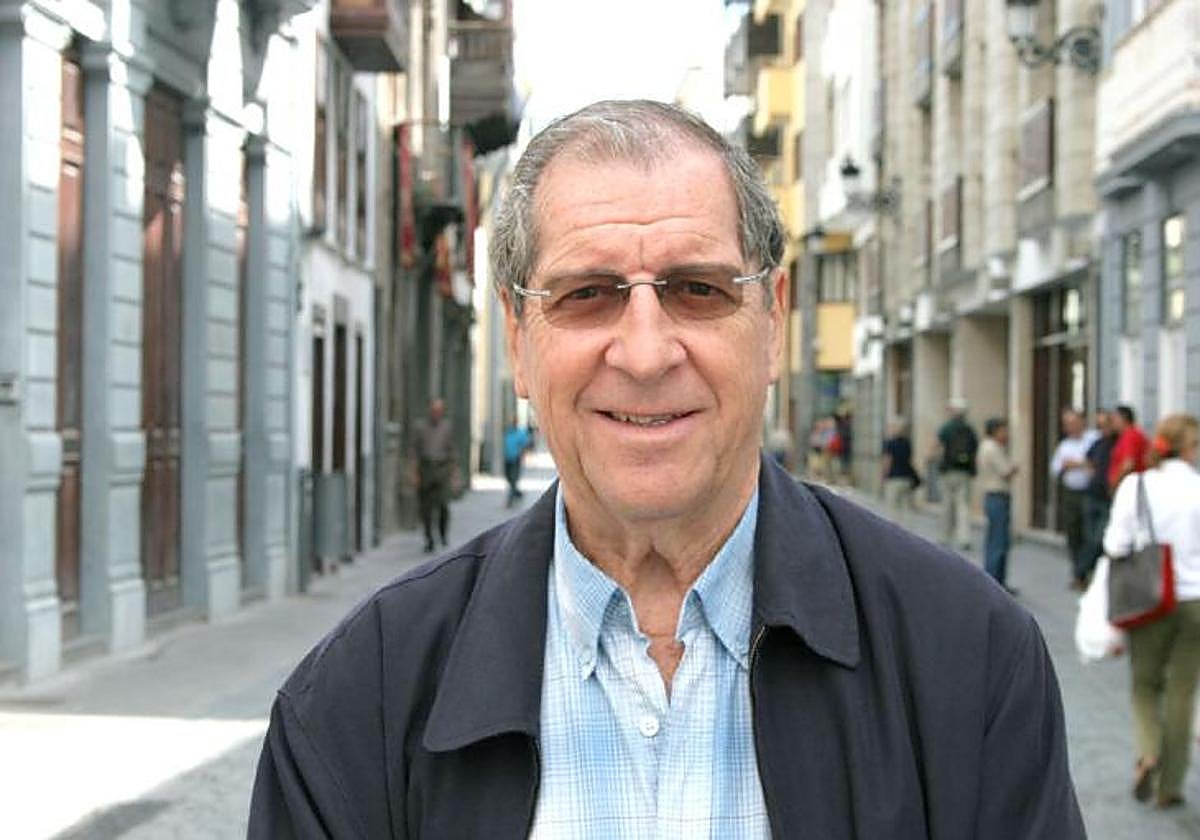 Muere Manuel Alcaide, que presidió el Tribunal Superior y fue Diputado ...