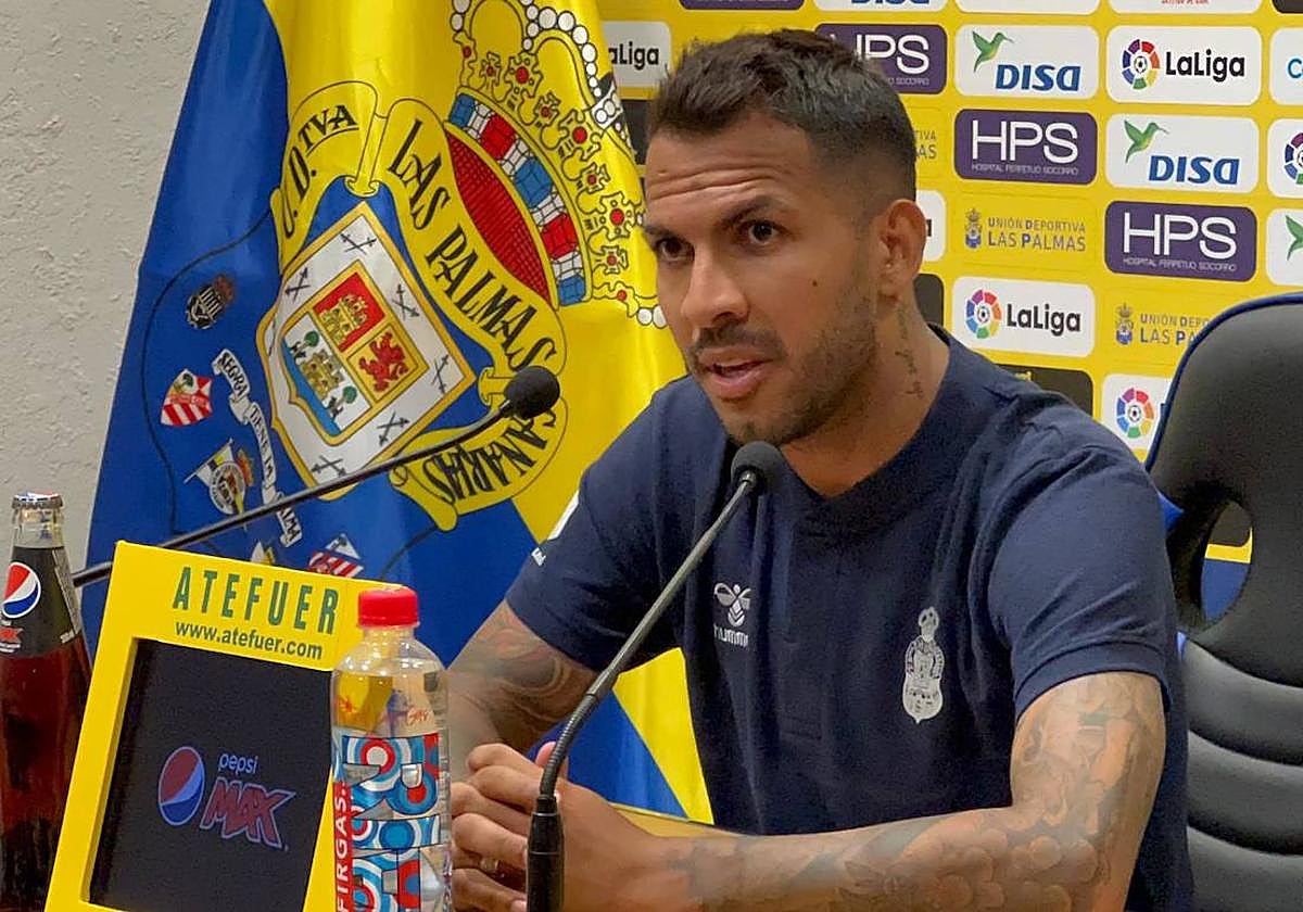 Rueda de prensa del jugador de la UD Jonathan Viera, en directo | Canarias7