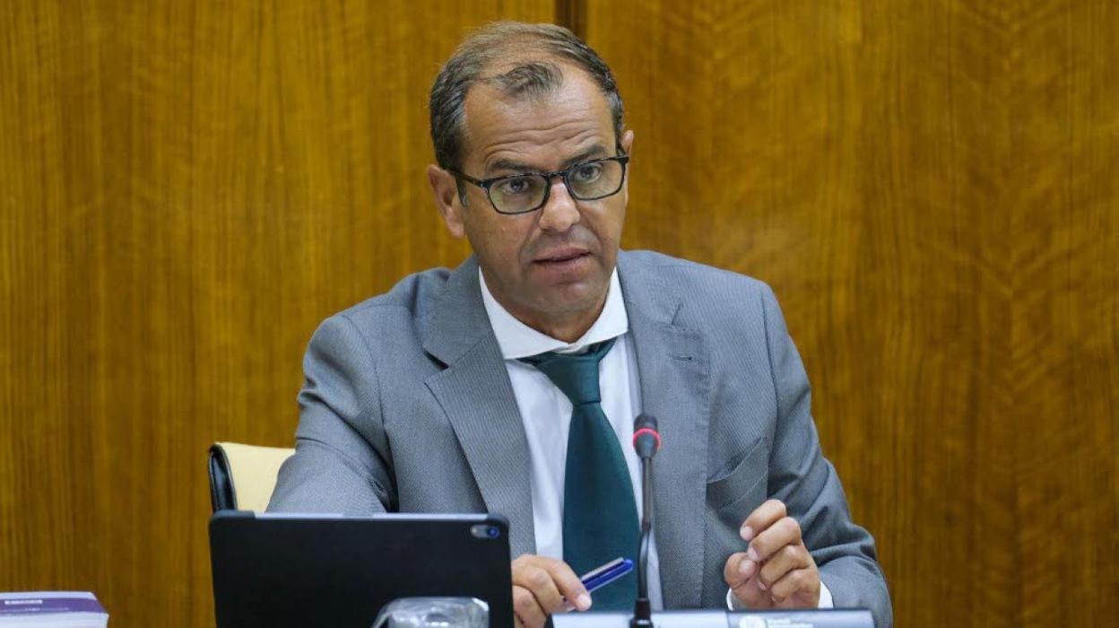 Mellado explica en la «falta de confianza» los ceses de cargos ...