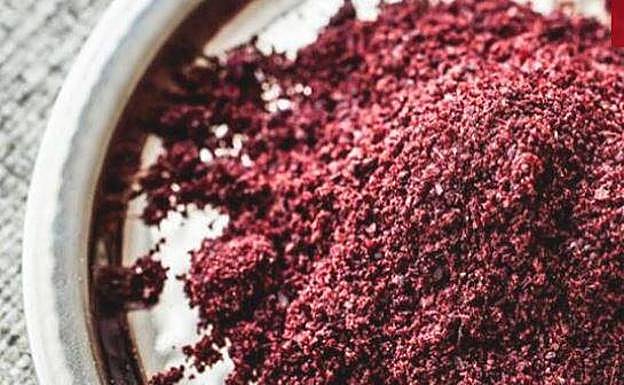 Todo lo que tienes del zumaque: propiedades y usos en la cocina de este ...