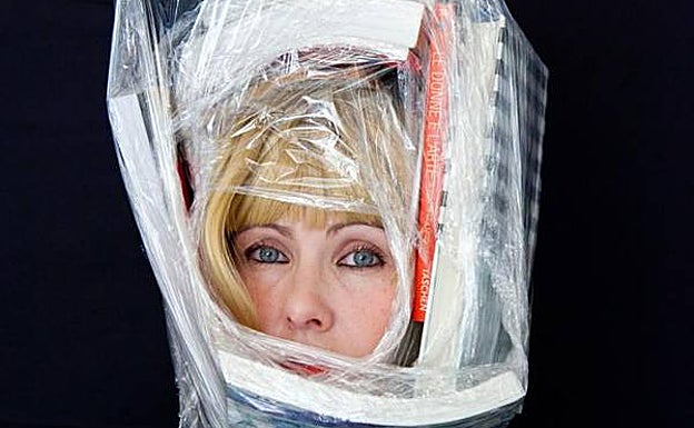 Galería Isabel Hurley: Verónica Ruth Frías alza la voz por las mujeres ...