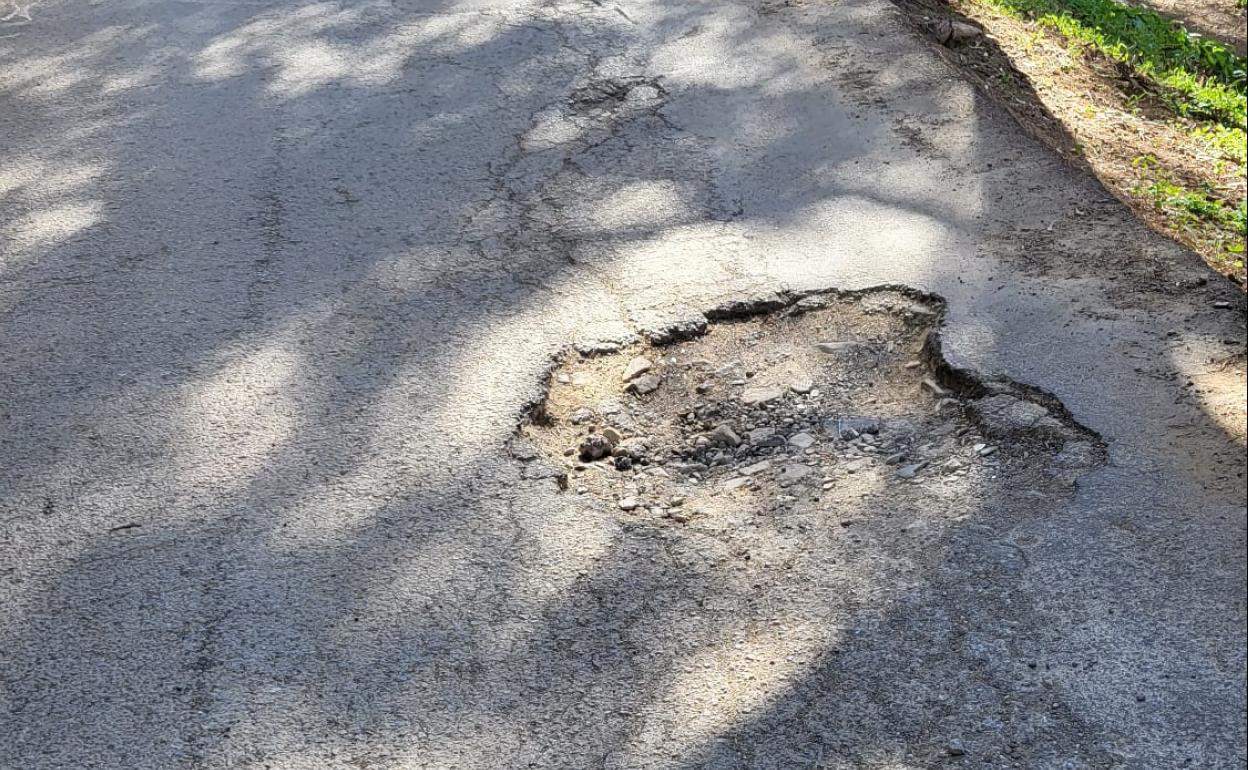 El Parque Forestal Monte Victoria: surcos y malos aparcamientos ...
