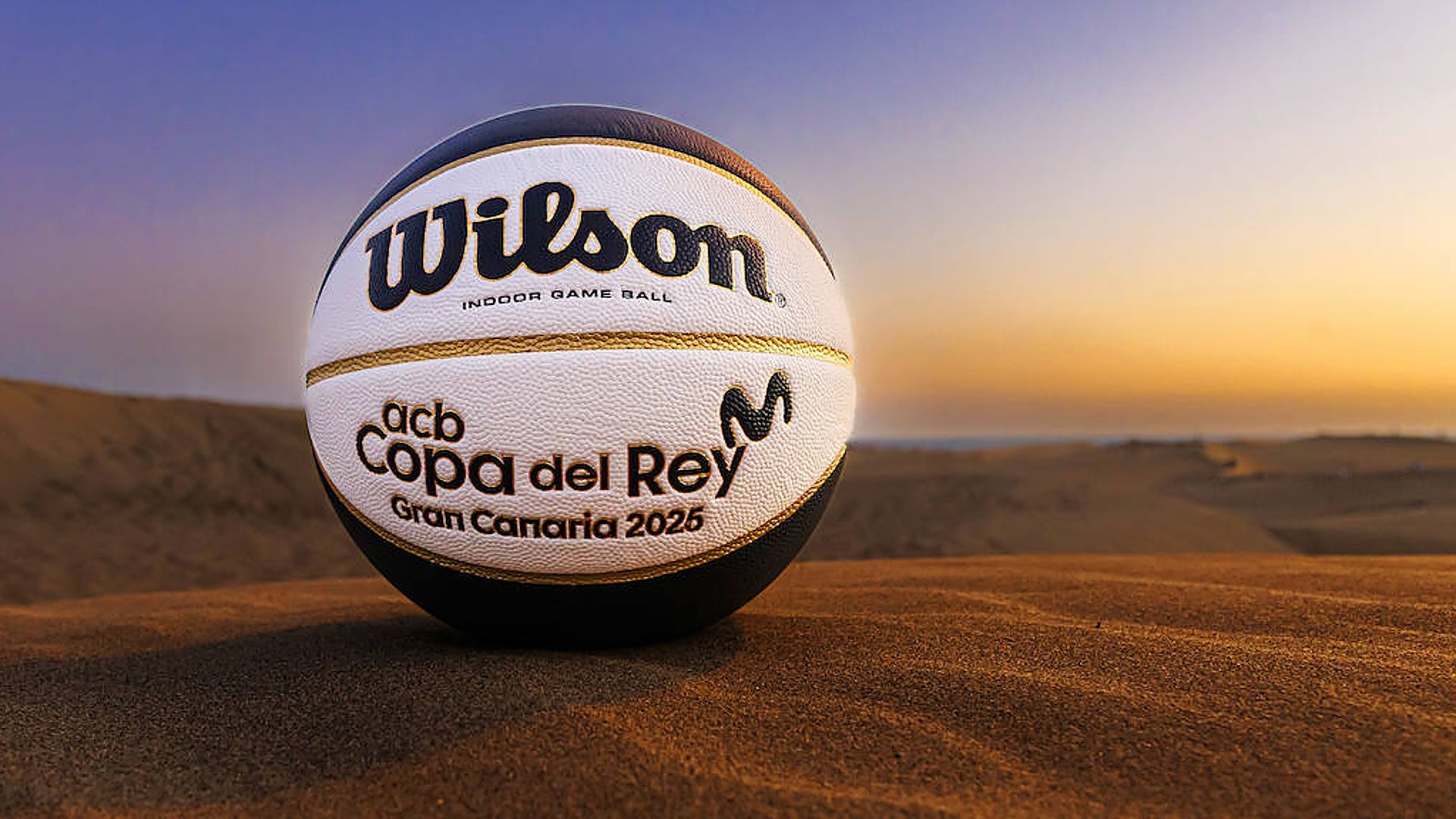 Más blanco, así será el balón de la Copa del Rey de Las Palmas | Diario Sur