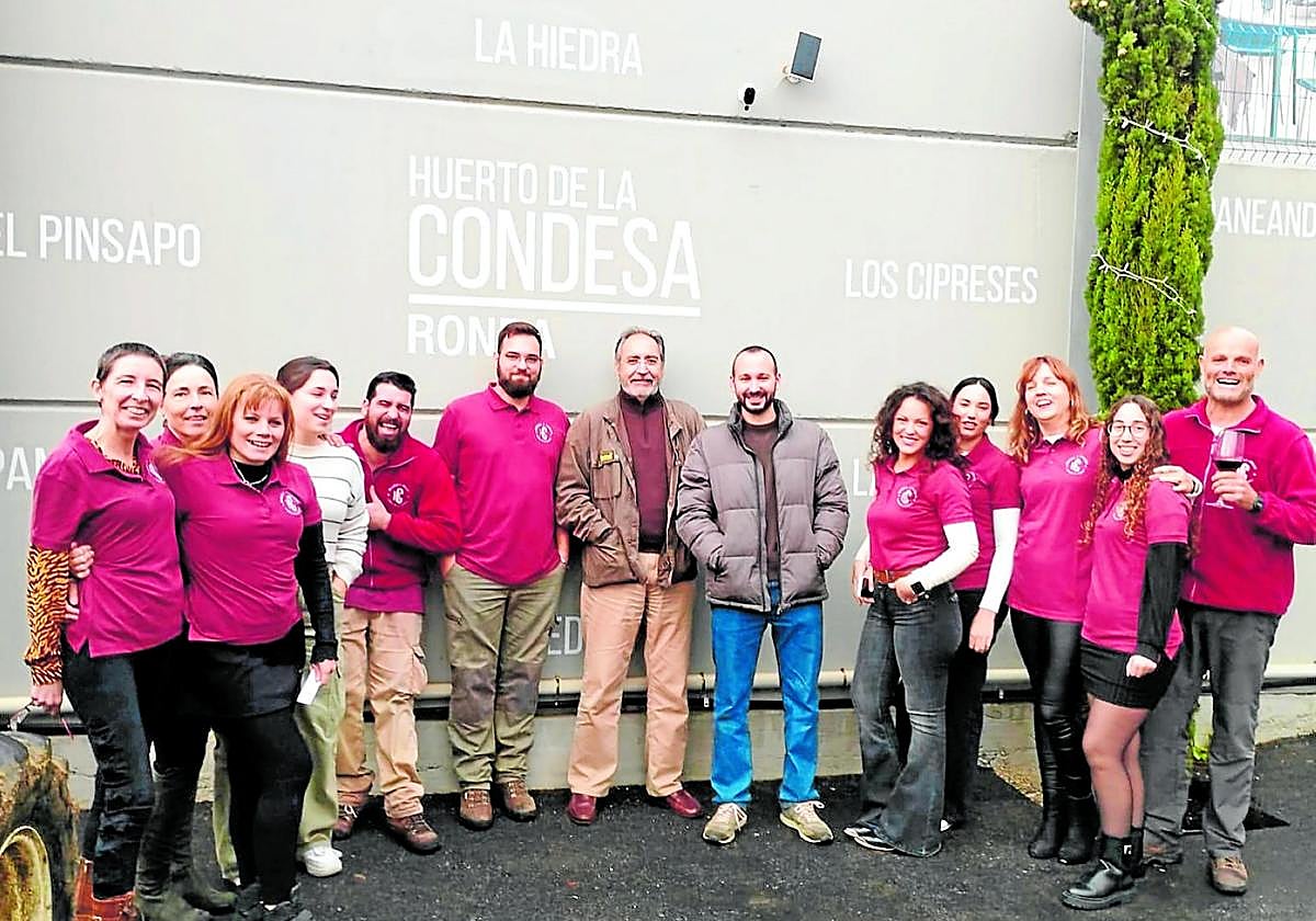 Huerto de la Condesa, la bodega que hace el vino oficial de la Junta ...