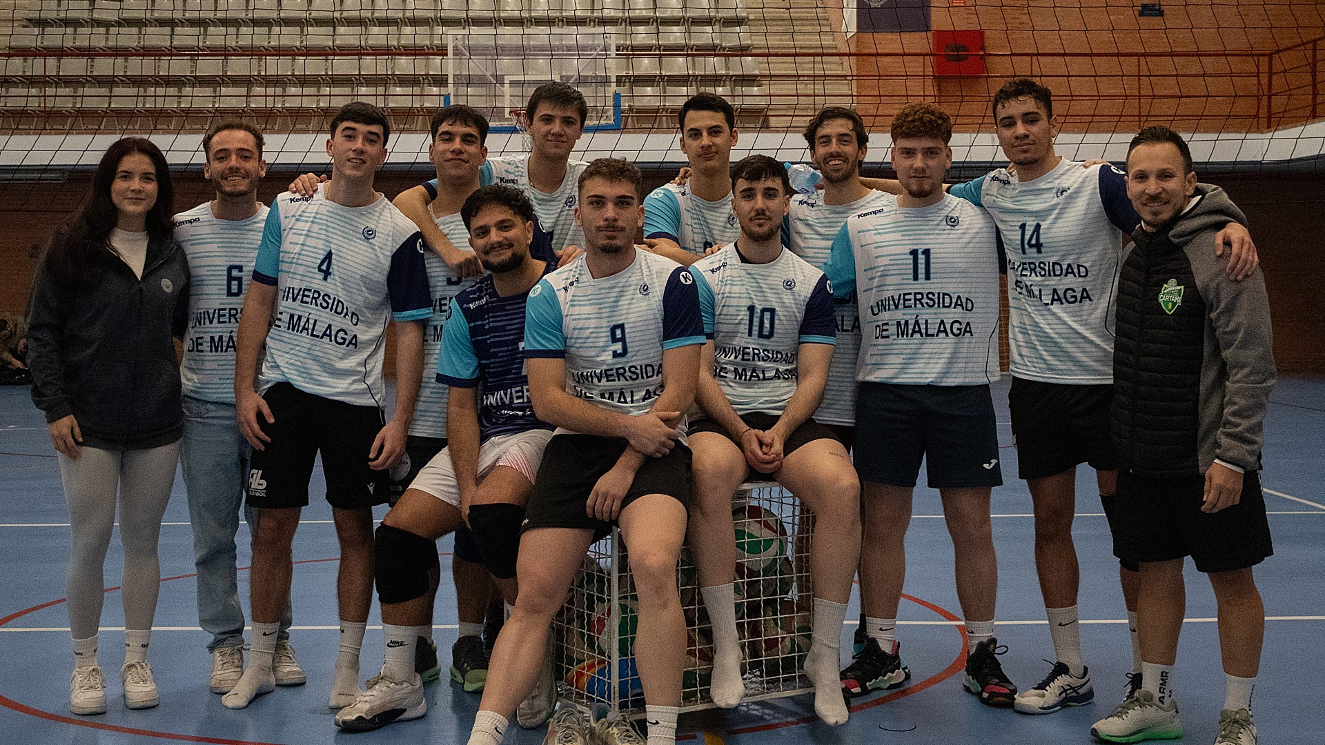 El equipo masculino de voleibol se prepara para su gran desafío ...