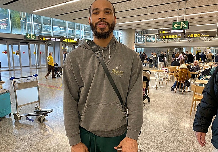 Justin Cobbs llega a Málaga preparado para debutar con el Unicaja en la ...