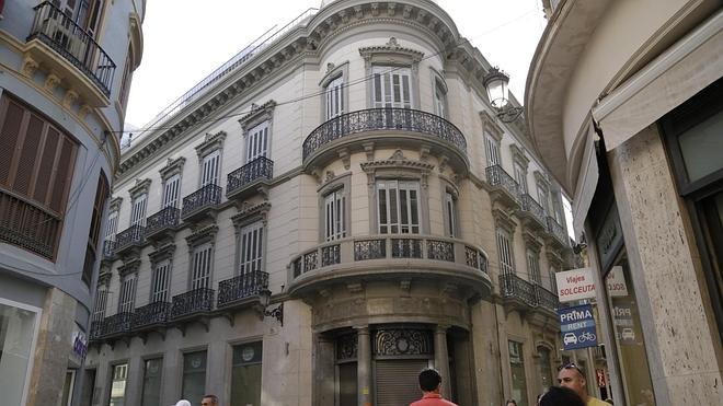 La Caixa ocupará el edificio de Liborio García que dejó C&A | Diario Sur