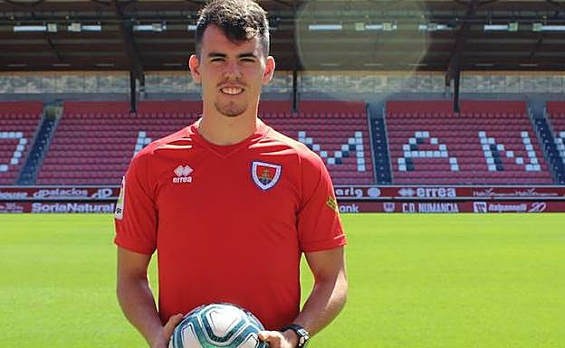 Quince minutos para Álex Sola en la derrota del Numancia en casa | El ...
