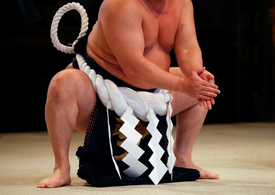 Ceremonia de sumo en el santuario Meiji de Tokio | El Diario Vasco