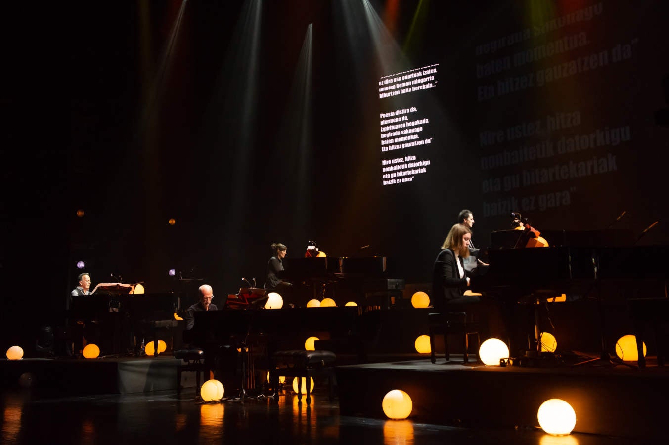 Fotos: Viaje al universo de Xabier Lete | El Diario Vasco