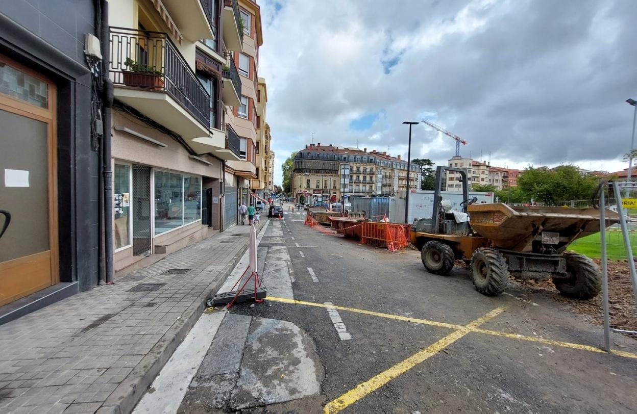 Irun: Las obras en el entorno de San Juan avanzan ya por la calle Fueros | El Diario Vasco