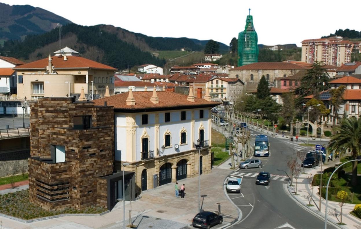 Azkoitia: La biblioteca recupera su horario habitual | El Diario Vasco