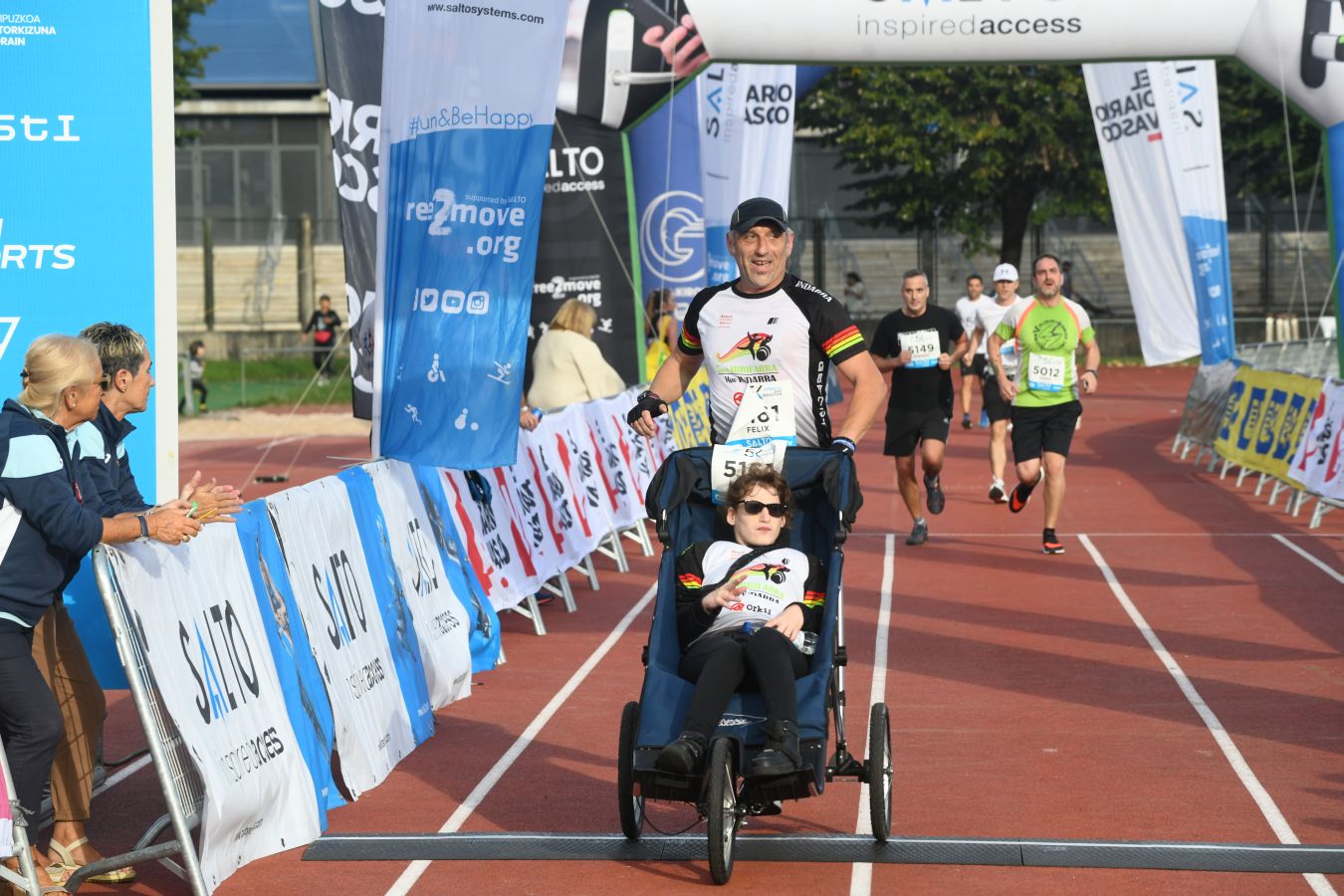 Fotos: Las mejores fotos de los rollers y los corredores de la 5K | El ...