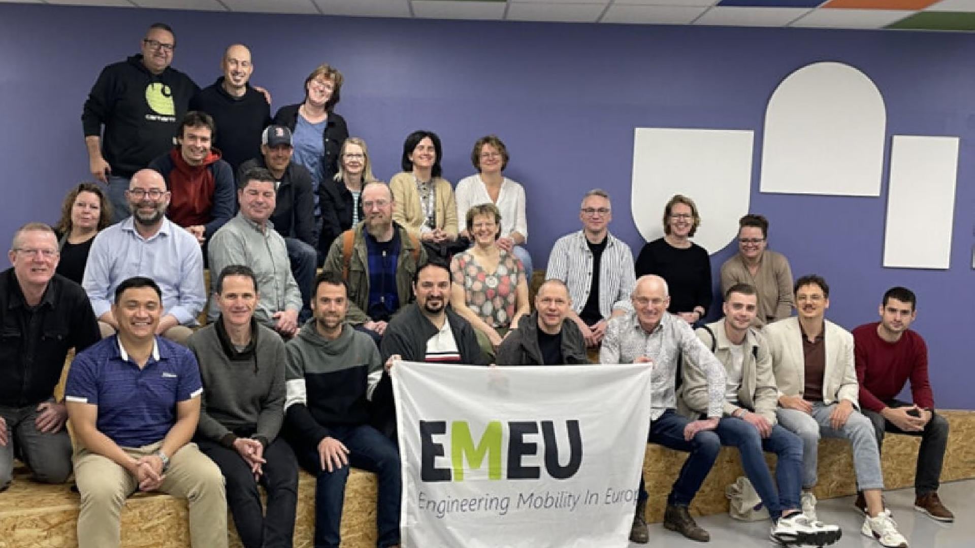 Eibar: El IES Uni Eibar-Ermua ha recibido la visita de 33 profesores ...