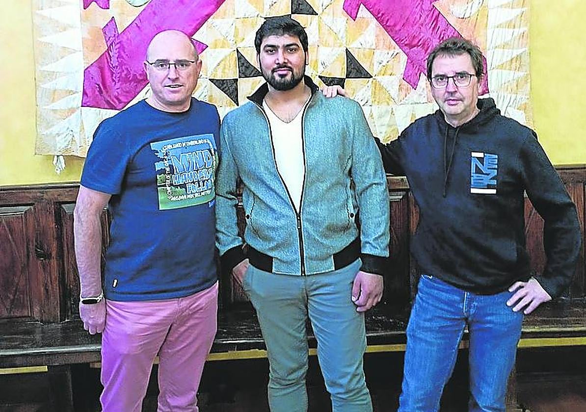 Antzuola: Zishan Tariq será Abd-Al Rahman III en el Alarde | El Diario ...
