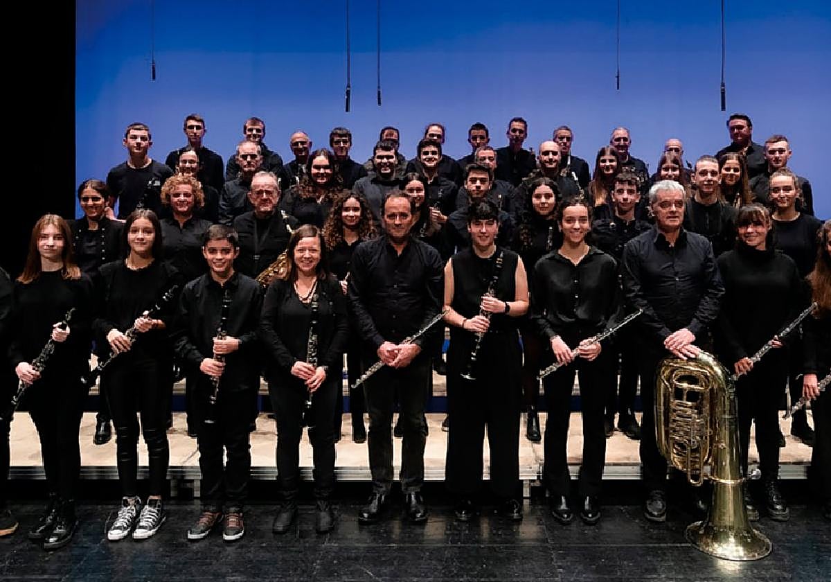 La Banda de la Escuela de Música celebra Santa Cecilia con un concierto ...