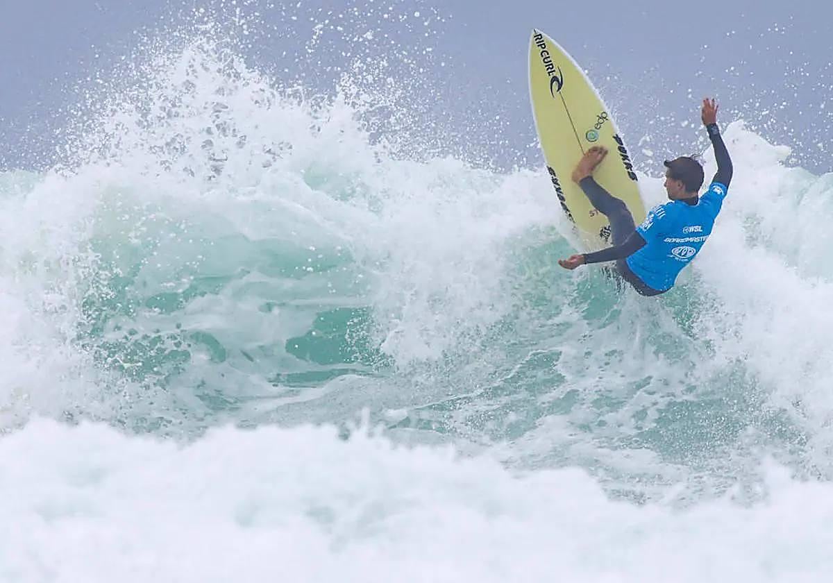 Las zumaiarras González-Etxabarri y los donostiarras Odrizola, en el ...