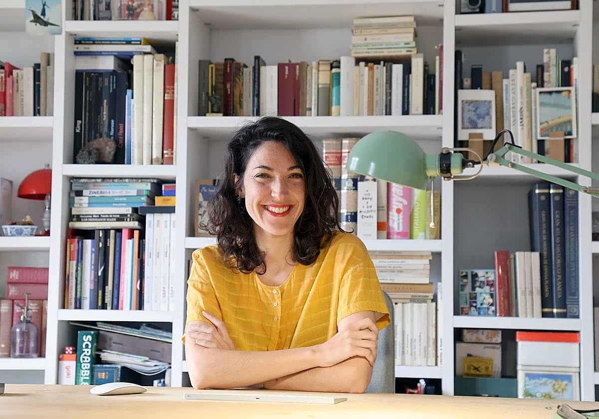 María Elorza gana el festival 'Porto Post Doc' con 'A los libros y a ...