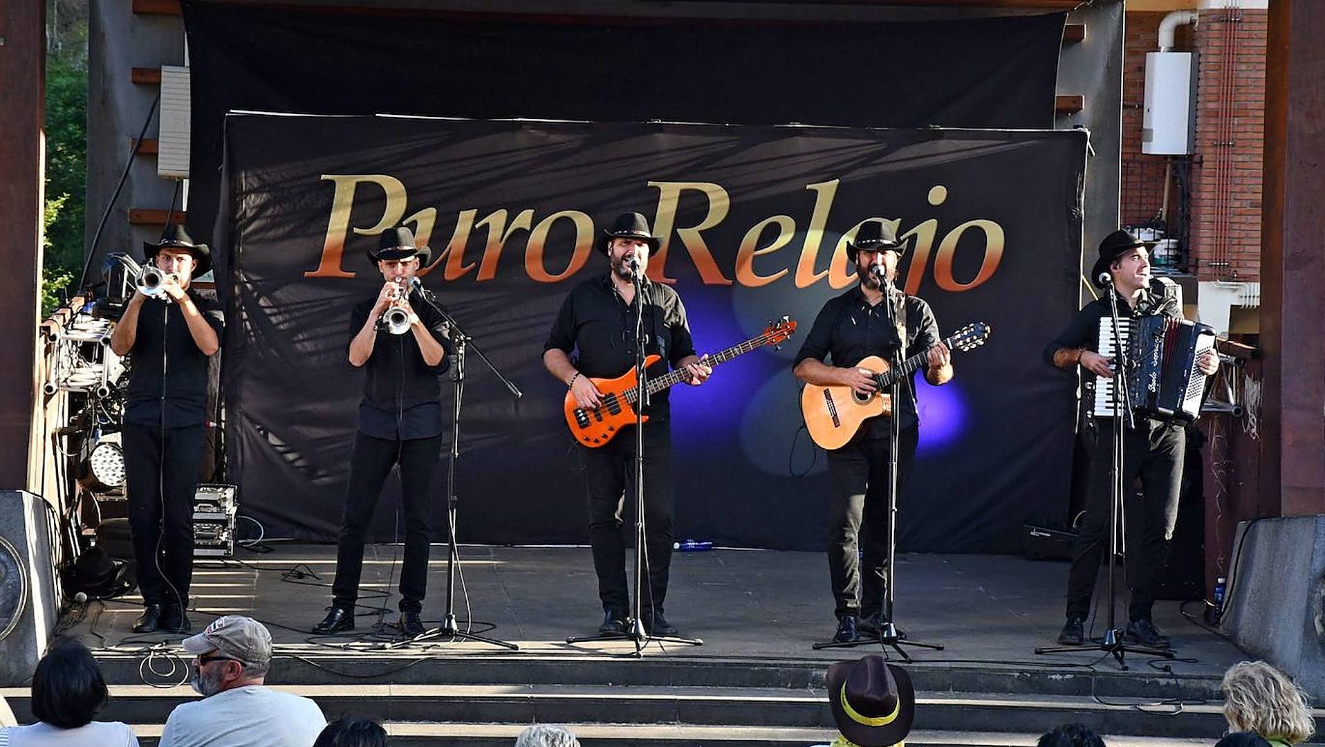 Kursaala beteta, aretoa «dantzan jartzea» bilatuko du Puro Relajok | El ...