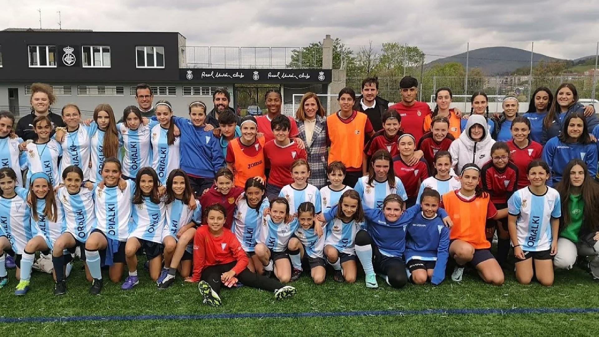 Irun: La alcaldesa visitó las instalaciones del Stadium Gal | El Diario ...