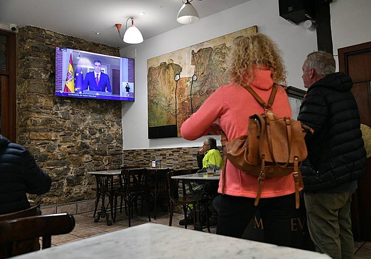 Así ha anunciado Pedro Sánchez que sigue: «Asumo mi compromiso de ...