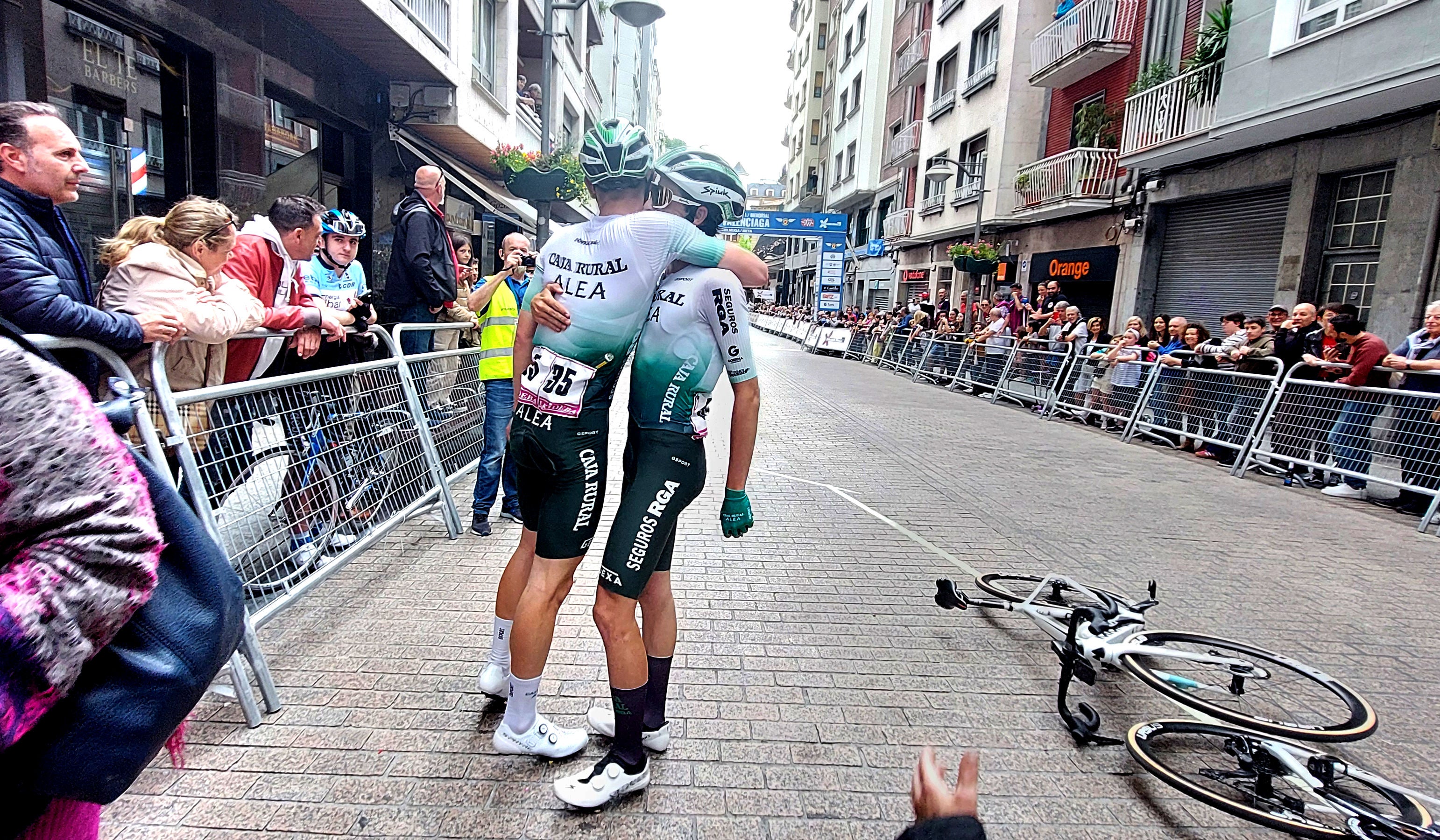 Conociendo a Lucas Towers: "Mi vida gira en torno al ciclismo" - Le ...