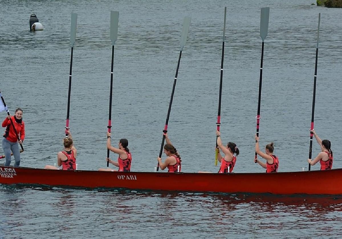 Gipuzkoako trainerilla txapelketa irabazi dute Telmo Deuneko emakumeek ...