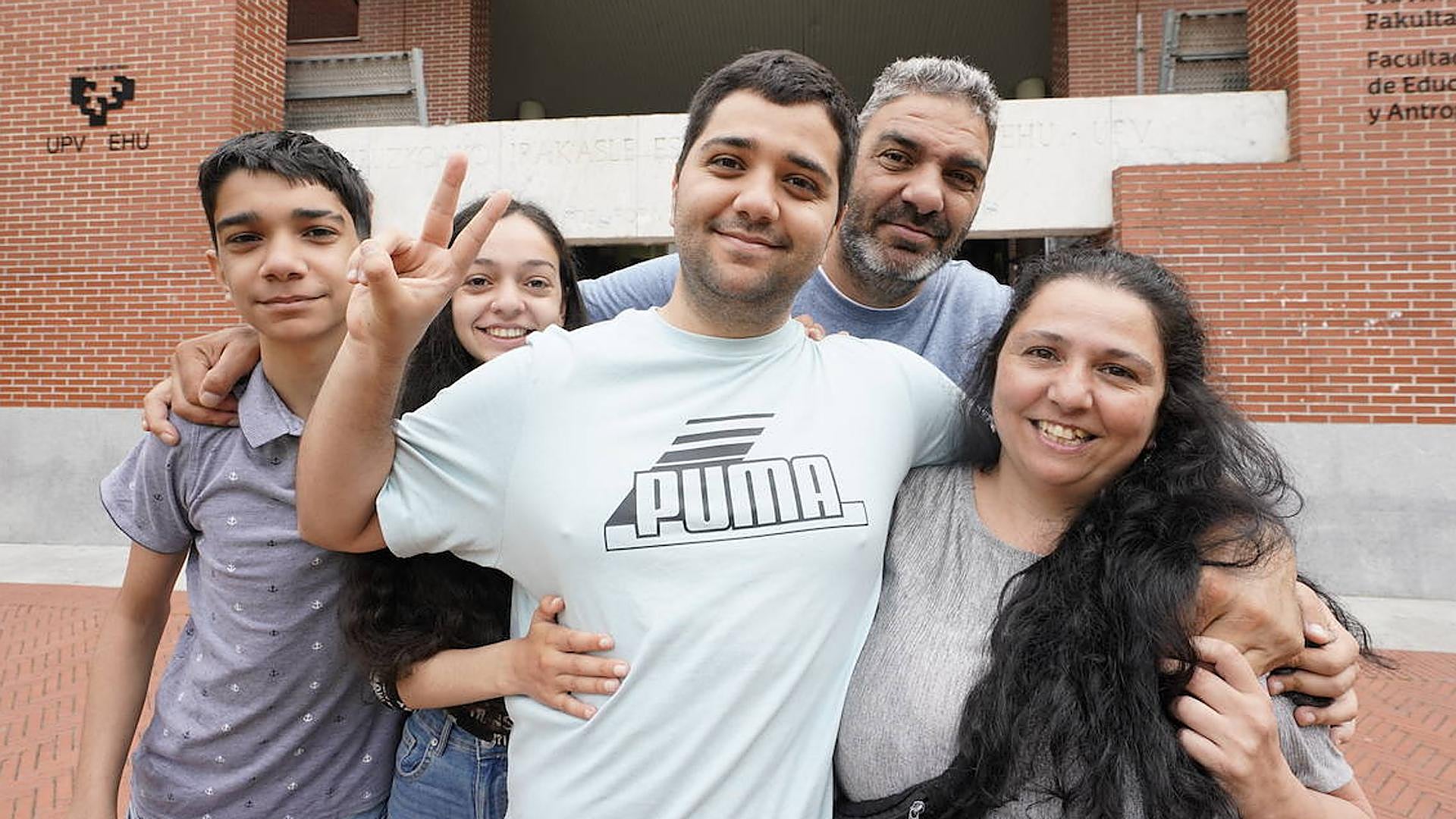 «Soy gitano y es un orgullo tener un título académico» | El Diario Vasco