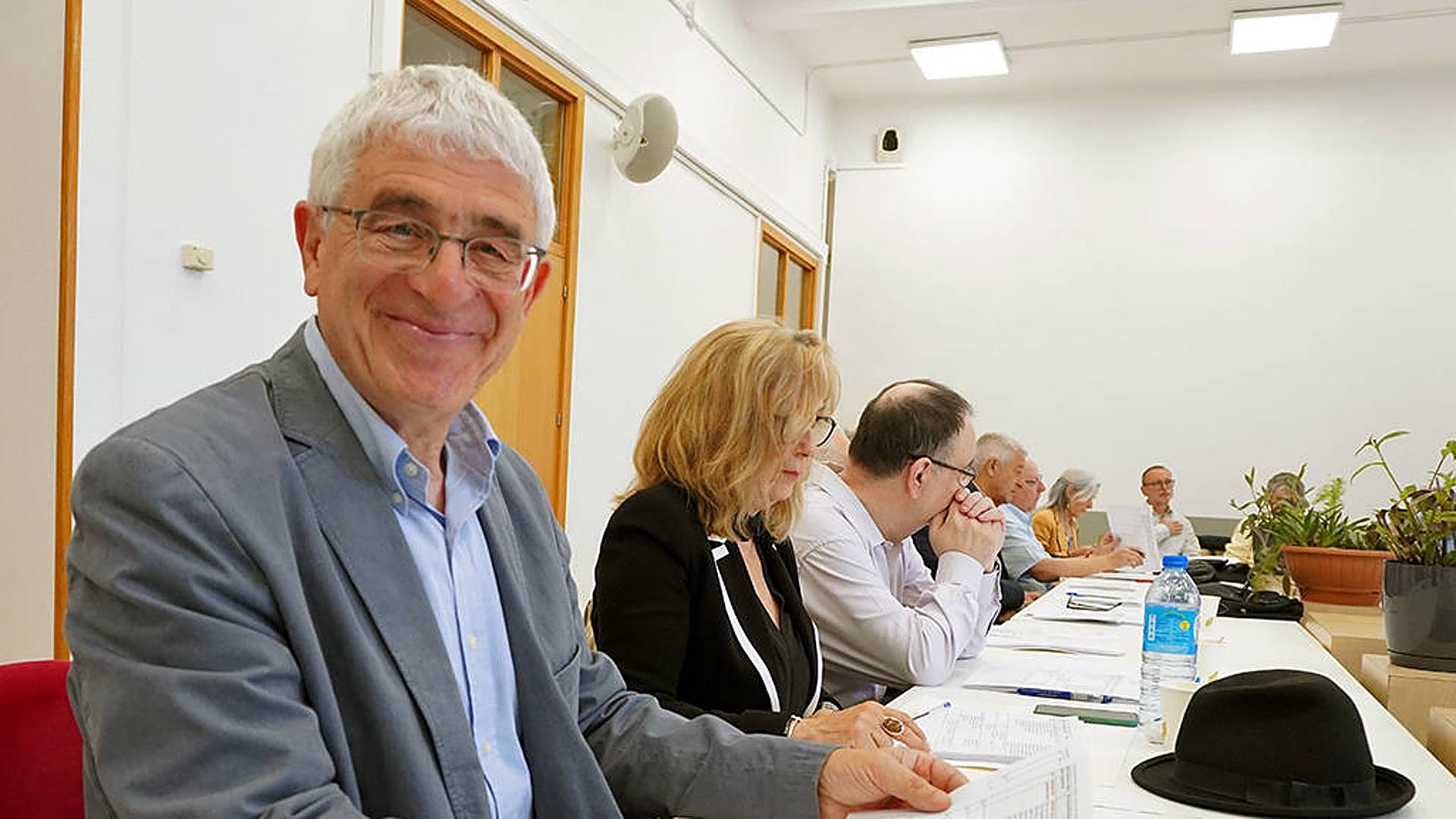 Jon Casenave hizkuntzalaria euskaltzain oso izendatu dute | El Diario Vasco