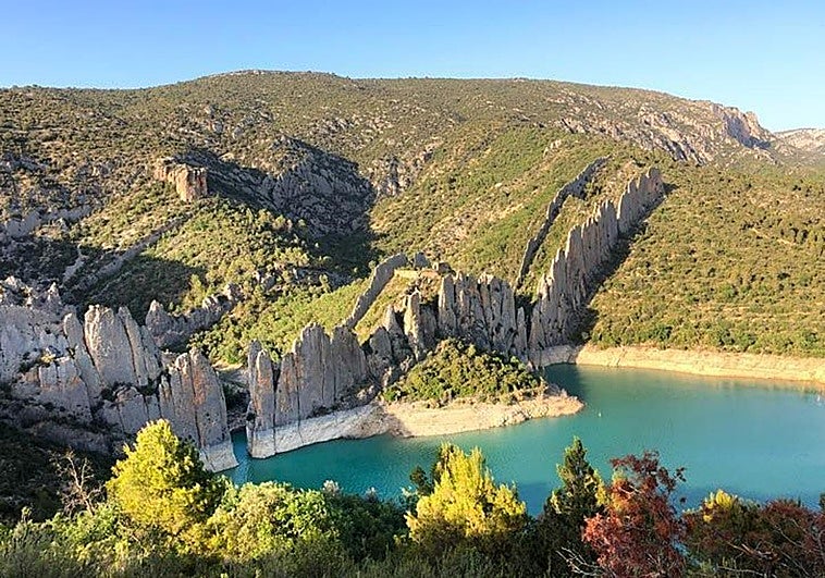 La impresionante 'Muralla China' de Huesca a la que solo se puede ...