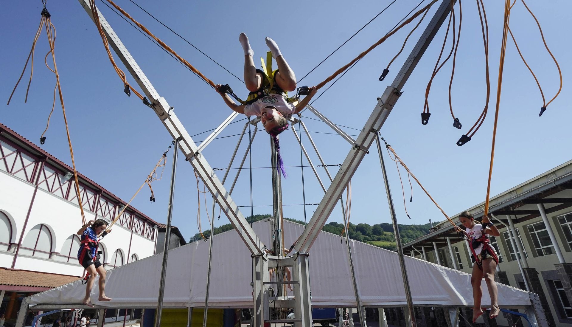 Bokep terharu saw Veronica advertising in the Northern