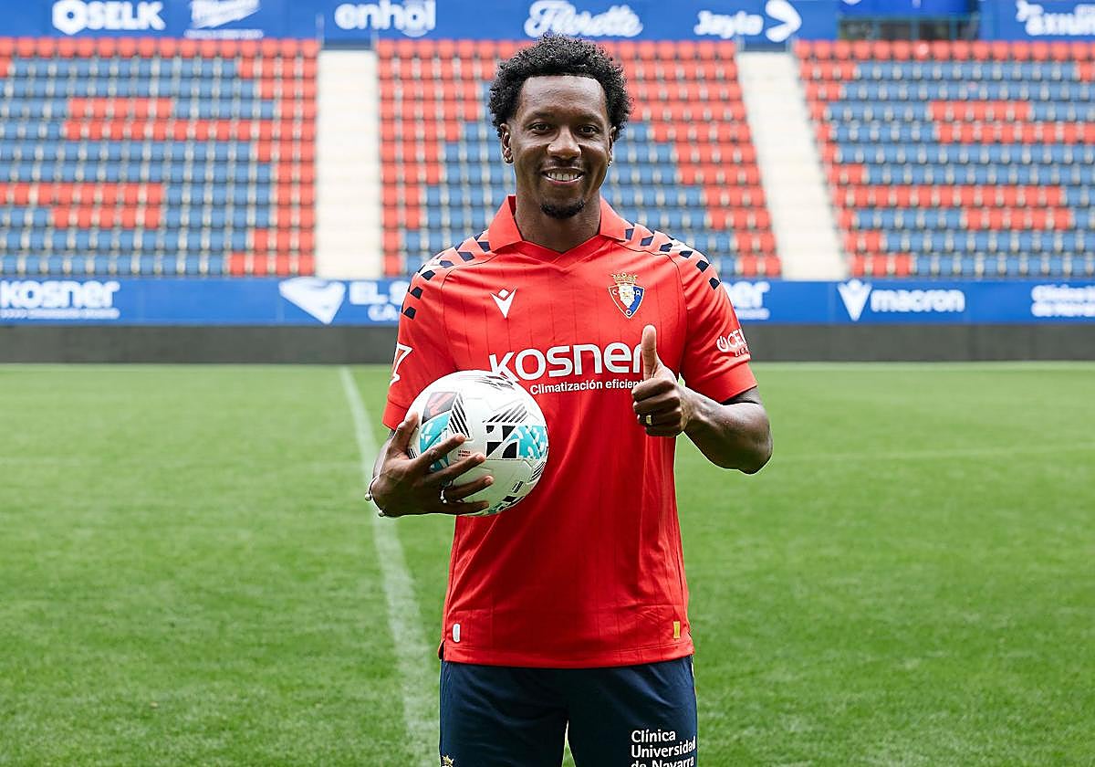 La llamada de Sheraldo Becker a Mikel Merino tras fichar por Osasuna ...