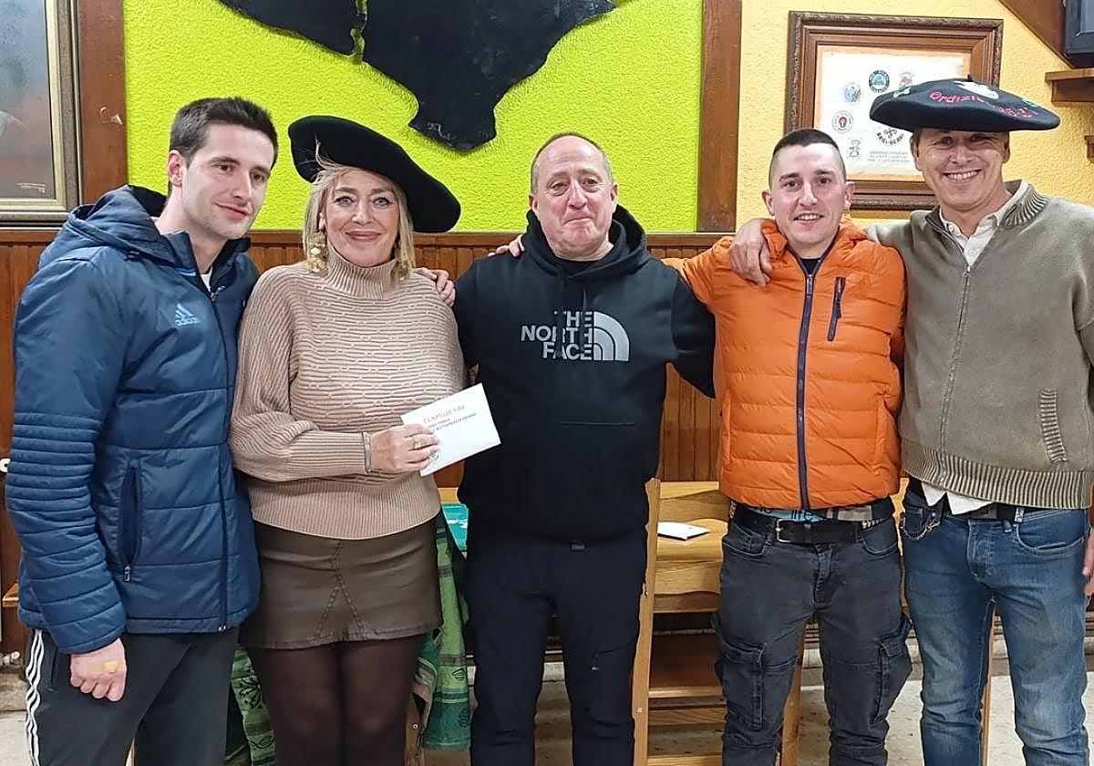 Ordizia: Iraide Gorrotxategi y Gaspar Villalba ganaron el Mus Relámpago ...