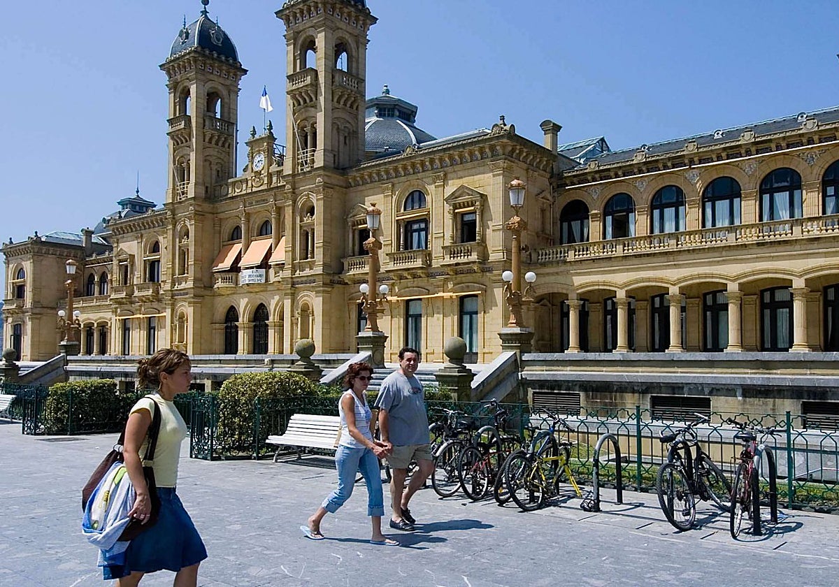 Cobrar el 80% del sueldo sin ir a trabajar: San Sebastián ultima el año ...