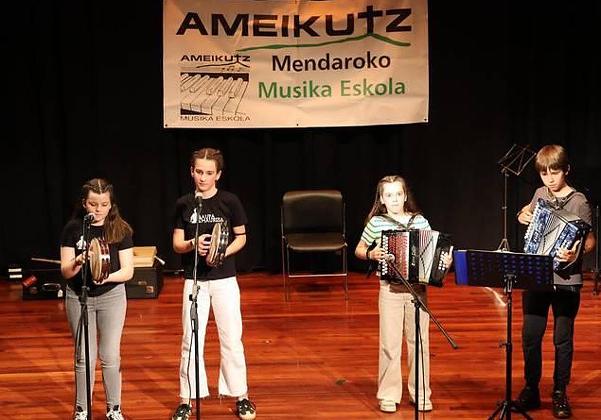 Musika Eskolak kurtso amaierako jaialdia eskainiko du asteazken honetan ...
