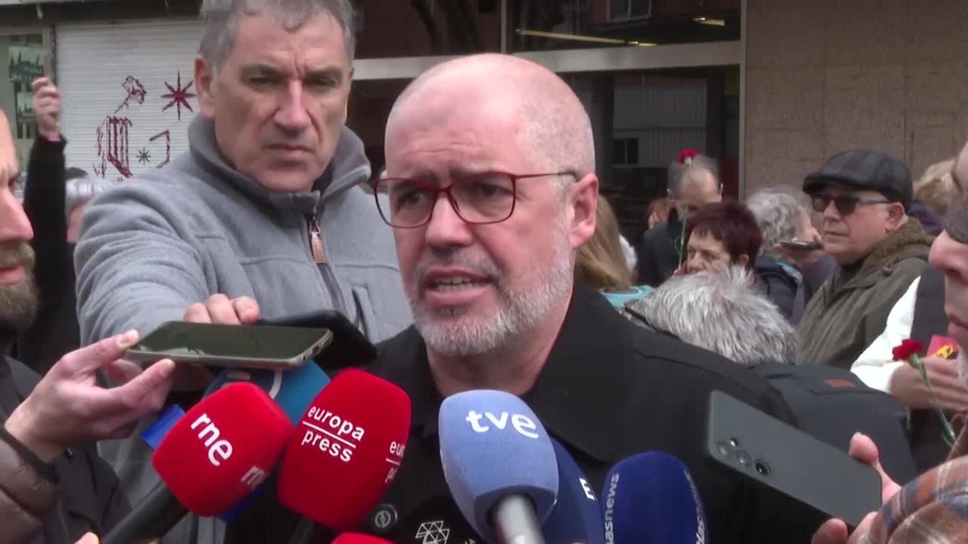 Sordo y Álvarez piden a Sánchez que convoque a los sindicatos para ...
