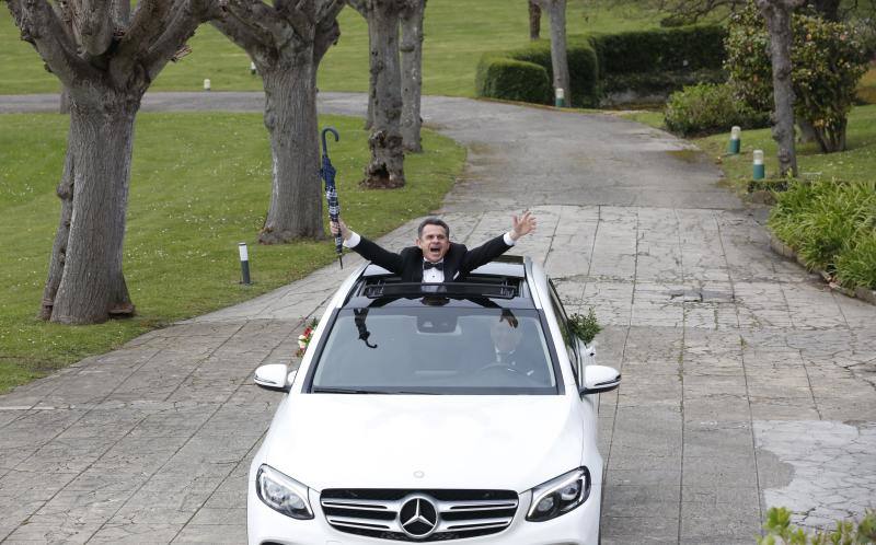 Fotos: La boda del exjugador del Sporting Eloy Olaya con Lucía Vicente ...