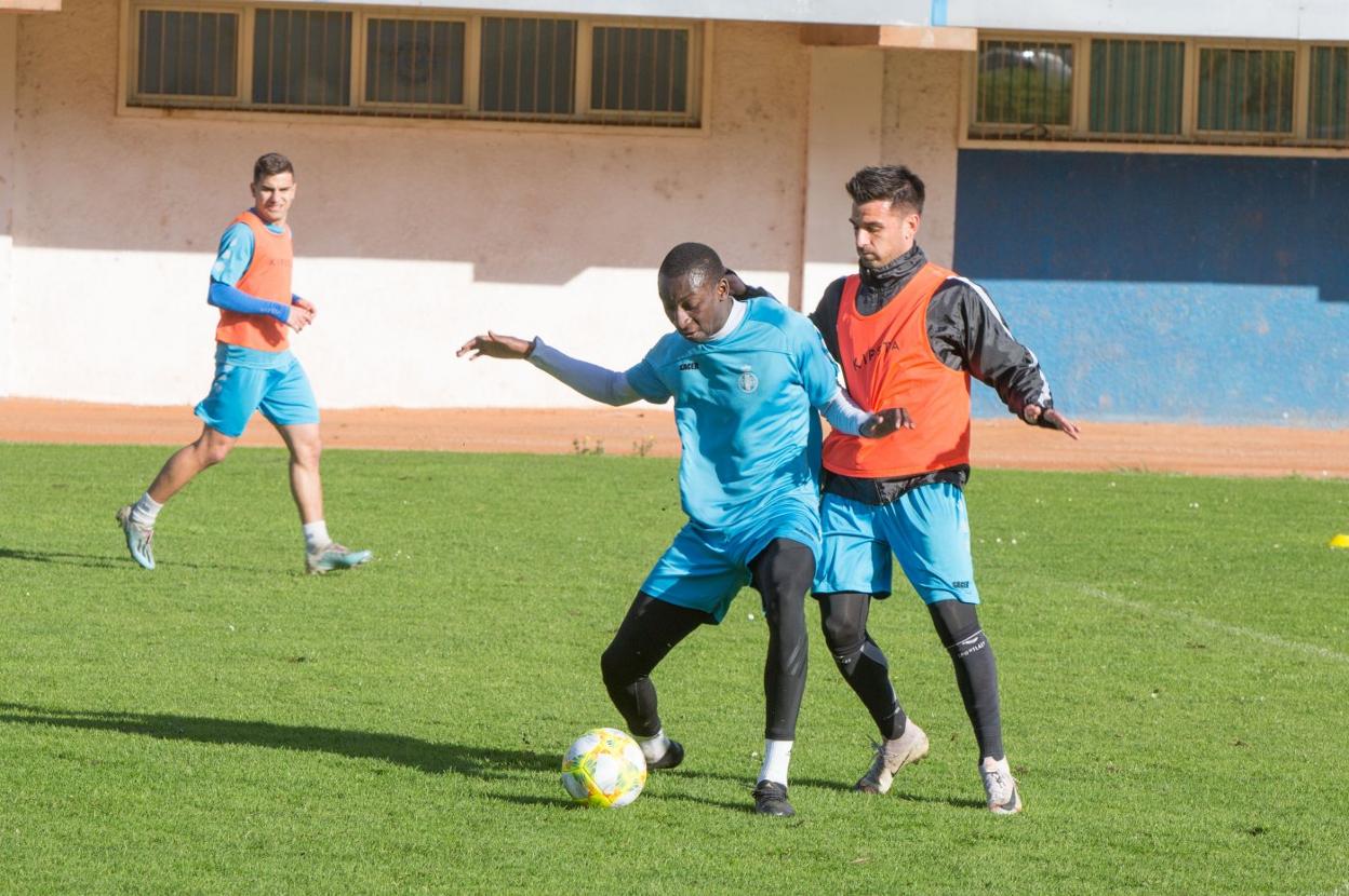 Moussa Kamara ya tiene el transfer y podrá estar el domingo en ...