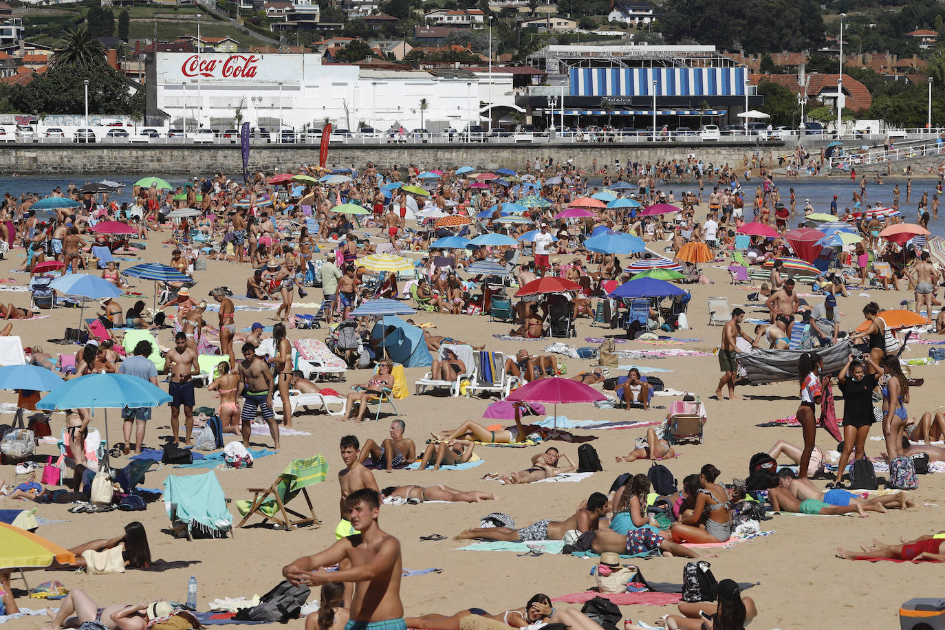 En imágenes: Playas llenas en un miércoles caluroso | El Comercio ...